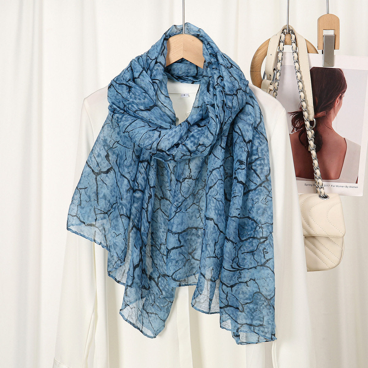 Classy blue color leaf patterned cotton hijab / orna – Riditea